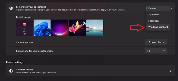 如何在 Windows 11 PC（桌面和锁屏）上启用 Windows Spotlight 壁纸 - Pfrlju.com